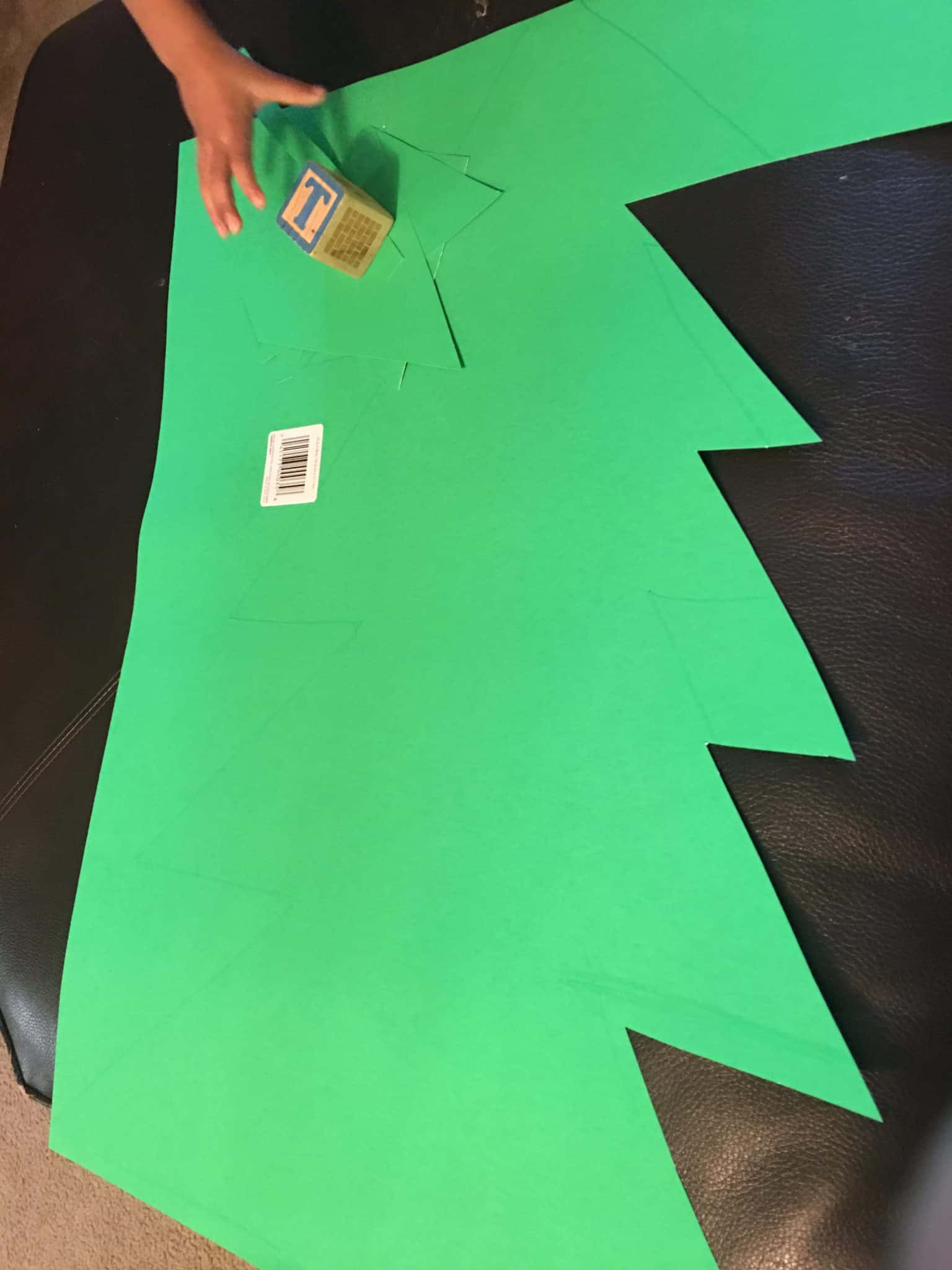 Preschool Christmas Activities: Shape Tree