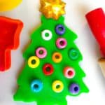 A Fine Motor Christmas Craft Kids Will Adore
