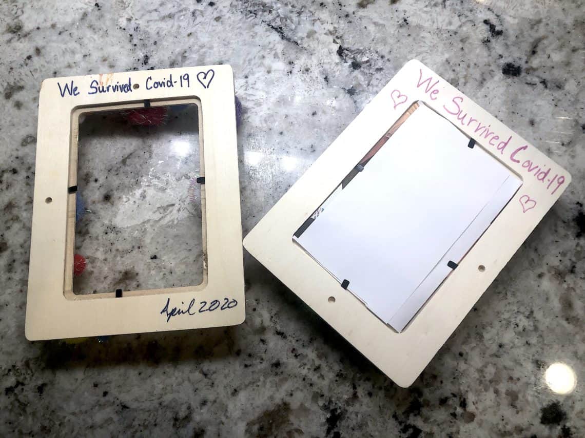 Easy DIY Crafts: Pom Pom Frame