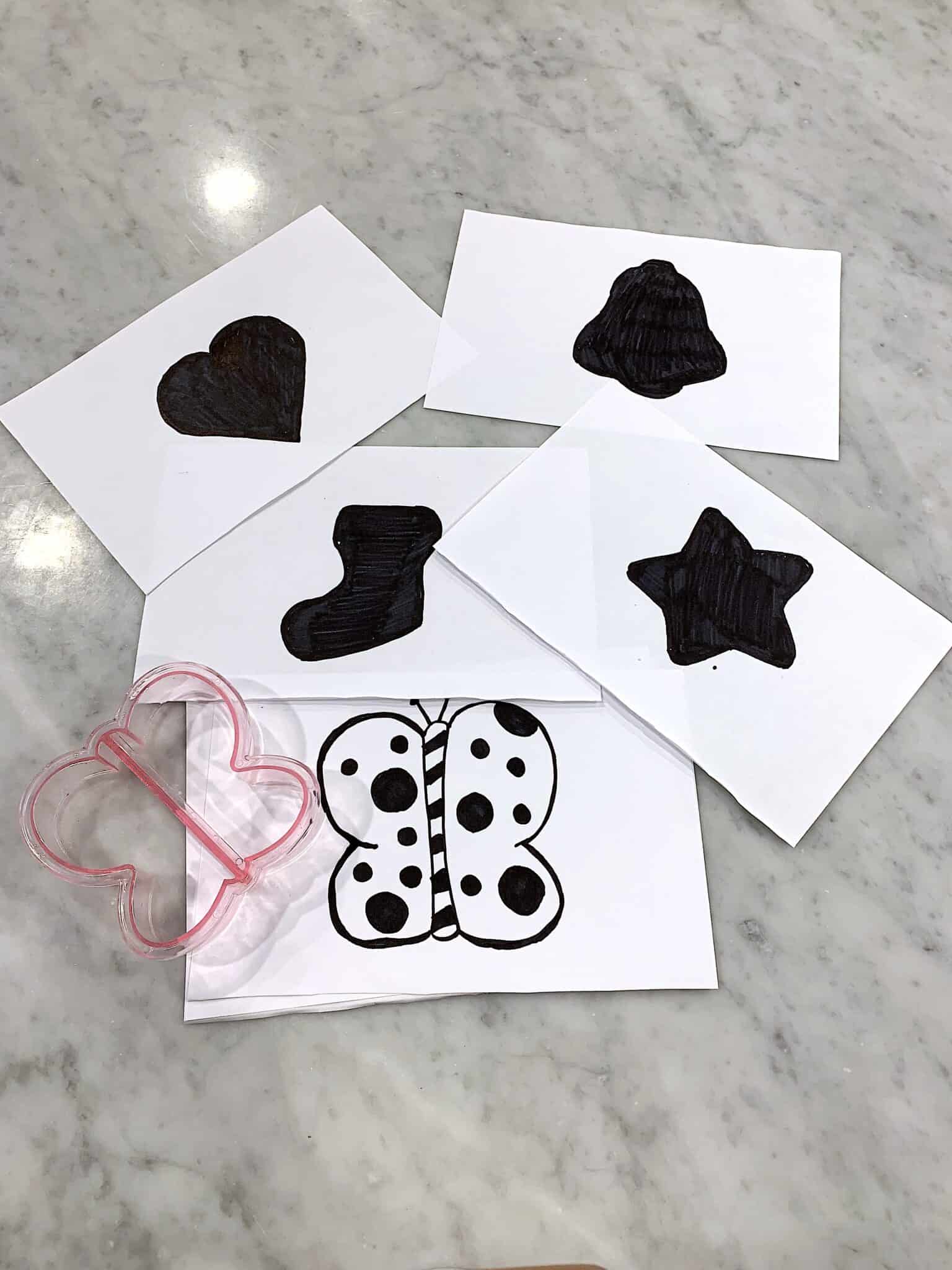 Make Easy High Contrast Cards For Your Newborn Baby